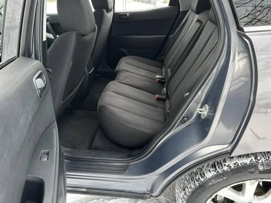 Grey Mazda CX-7 2008 in Riga, with an engine capacity of 2.30 L and mileage of 253 thousand km for 2600 €, photo 31 on AUTOMOTO.COM.LV