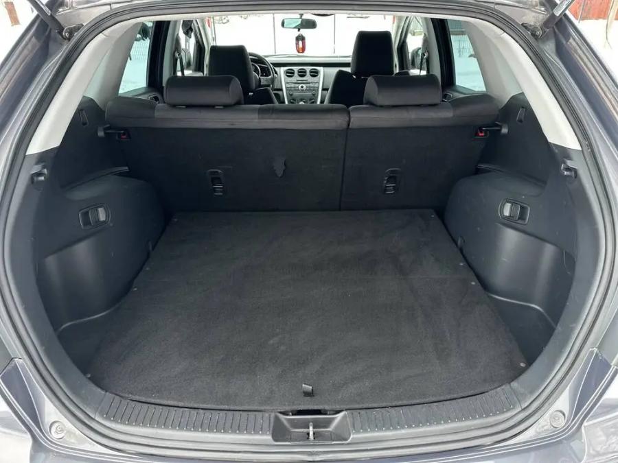Grey Mazda CX-7 2008 in Riga, with an engine capacity of 2.30 L and mileage of 253 thousand km for 2600 €, photo 33 on AUTOMOTO.COM.LV