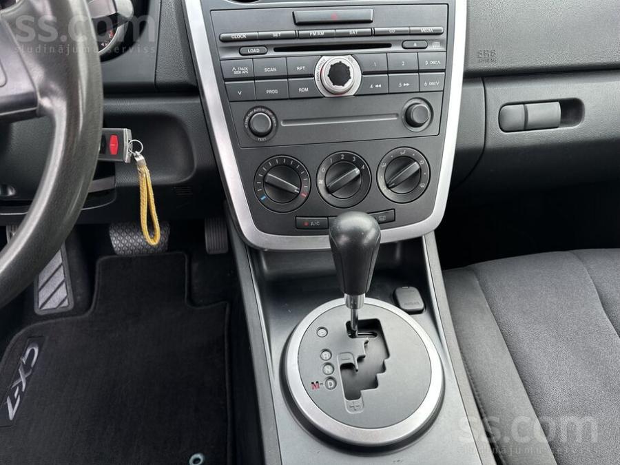 Pelēks Mazda CX-7 2008 Rīga, ar dzinēja tilpumu 2.30 L un nobraukumu 253 tūkst. km par 2500 €, foto 27 vietnē AUTOMOTO.COM.LV