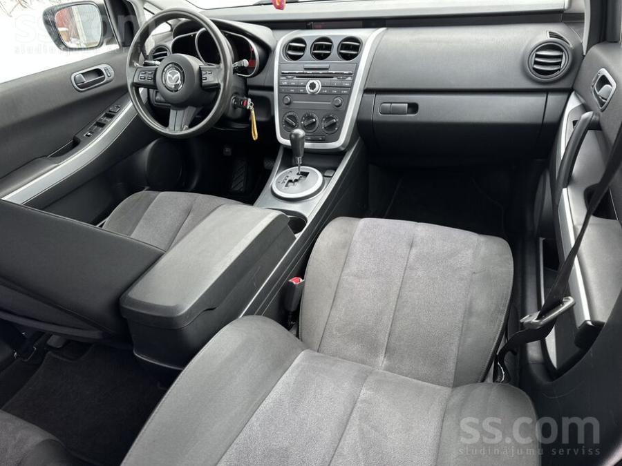 Pelēks Mazda CX-7 2008 Rīga, ar dzinēja tilpumu 2.30 L un nobraukumu 253 tūkst. km par 2500 €, foto 28 vietnē AUTOMOTO.COM.LV