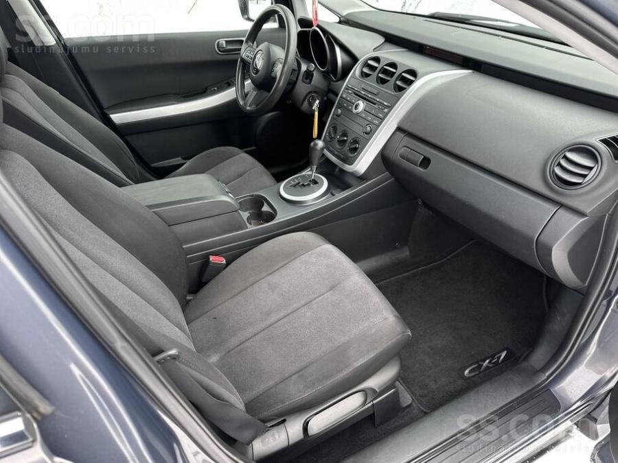 Pelēks Mazda CX-7 2008 Rīga, ar dzinēja tilpumu 2.30 L un nobraukumu 253 tūkst. km par 2500 €, foto 29 vietnē AUTOMOTO.COM.LV