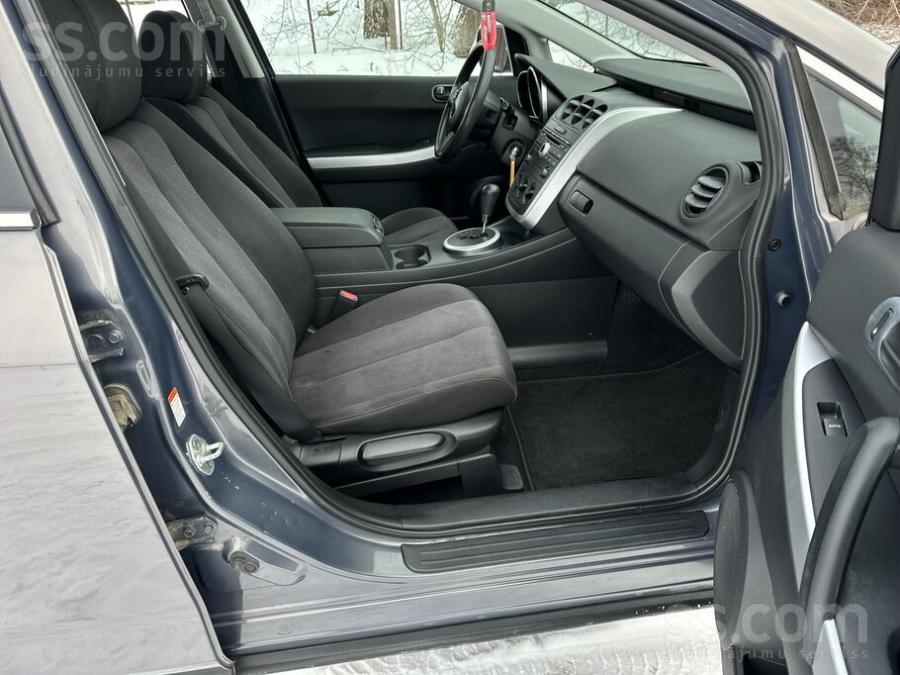 Pelēks Mazda CX-7 2008 Rīga, ar dzinēja tilpumu 2.30 L un nobraukumu 253 tūkst. km par 2500 €, foto 30 vietnē AUTOMOTO.COM.LV