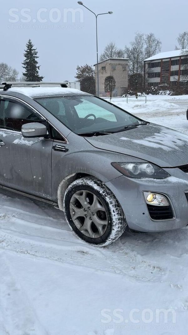 Pelēks Mazda CX-7 2009 Daugavpils, ar dzinēja tilpumu 2.20 L un nobraukumu 280 tūkst. km par 3850 €, foto 3 vietnē AUTOMOTO.COM.LV