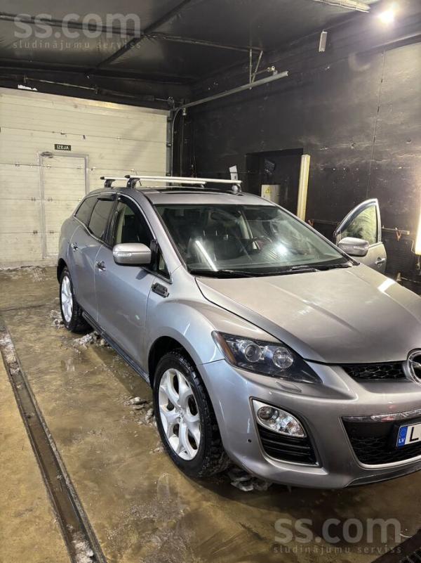 Grey Mazda CX-7 2009 in Daugavpils, with an engine capacity of 2.20 L and mileage of 286 thousand km for 3000 €, photo 6 on AUTOMOTO.COM.LV