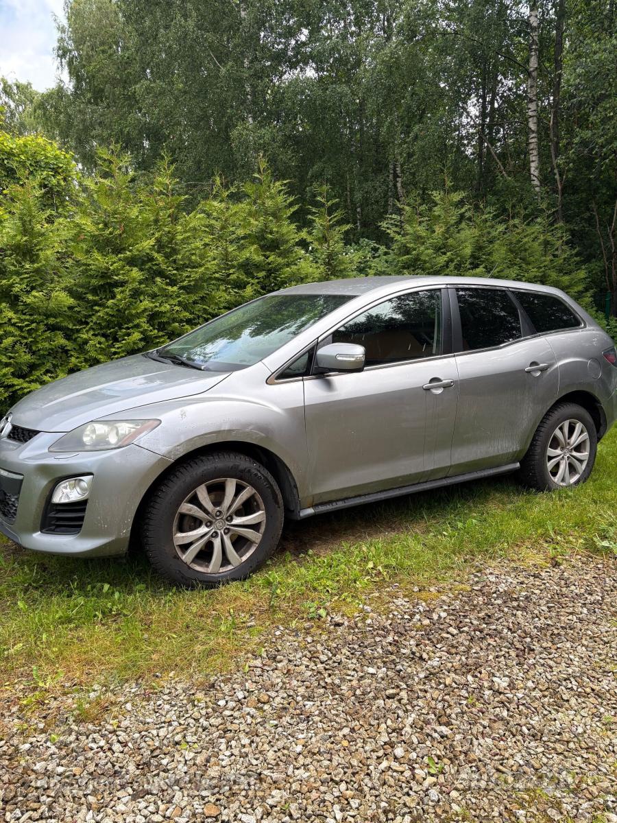 Pelēks Mazda CX-7 2010 Tallina, ar dzinēja tilpumu 2.20 L un nobraukumu 278 tūkst. km par 3200 €, foto 3 vietnē AUTOMOTO.COM.LV