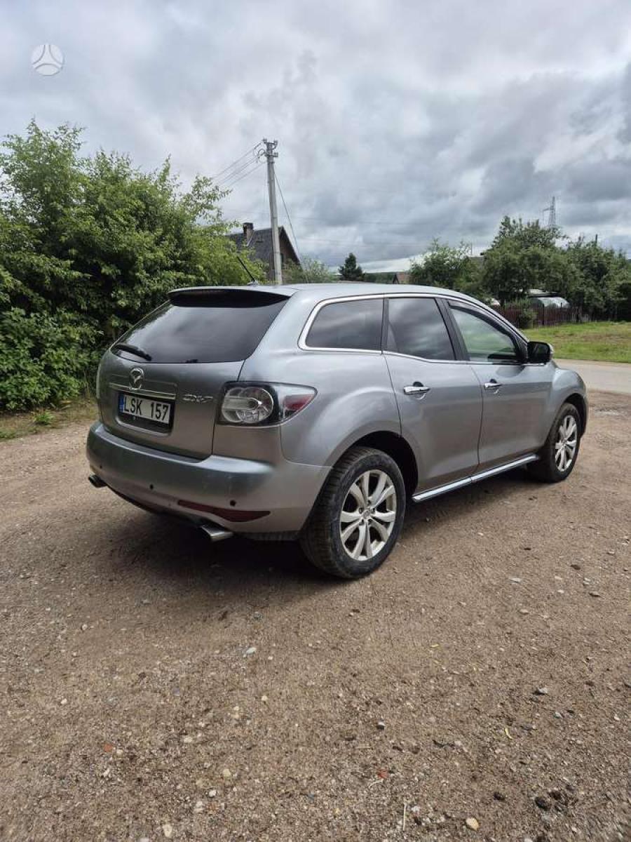Grey Mazda CX-7 2010 in Vilnius, with an engine capacity of 2.18 L and mileage of 241 thousand km for 4100 €, photo 5 on AUTOMOTO.COM.LV