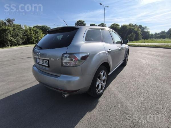 Grey Mazda CX-7 2010 in Riga, with an engine capacity of 2.20 L and mileage of 215 thousand km for 4500 €, photo 6 on AUTOMOTO.COM.LV