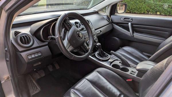 Grey Mazda CX-7 2010 in Kaunas, with an engine capacity of 2.18 L and mileage of 295 thousand km for 3200 €, photo 11 on AUTOMOTO.COM.LV