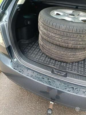 Grey Mazda CX-7 2011 in Vilnius, with an engine capacity of 2.18 L and mileage of 237 thousand km for 3800 €, photo 5 on AUTOMOTO.COM.LV