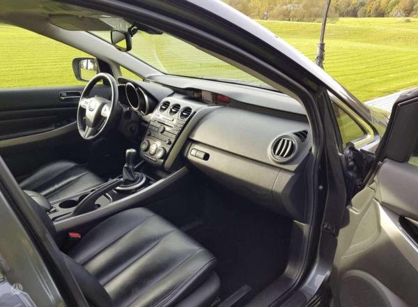 Pelēks Mazda CX-7 2011 Telšiai, ar dzinēja tilpumu 2.20 L un nobraukumu 240 tūkst. km par 1550 €, foto 10 vietnē AUTOMOTO.COM.LV