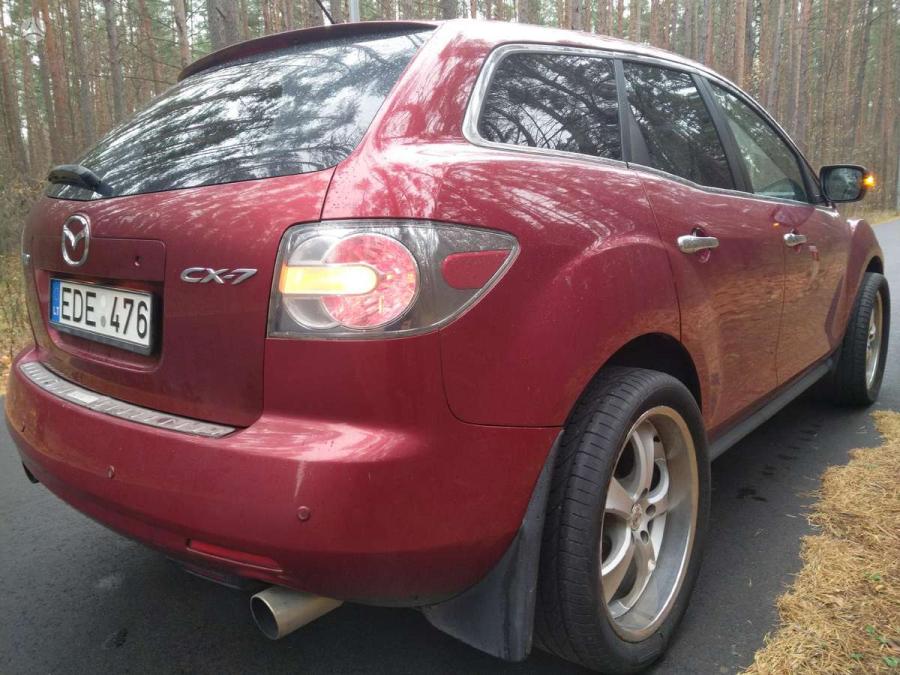 Sarkans Mazda CX-7 2008 Viļņa, ar dzinēja tilpumu 2.30 L un nobraukumu 202 tūkst. km par 1290 €, foto 12 vietnē AUTOMOTO.COM.LV