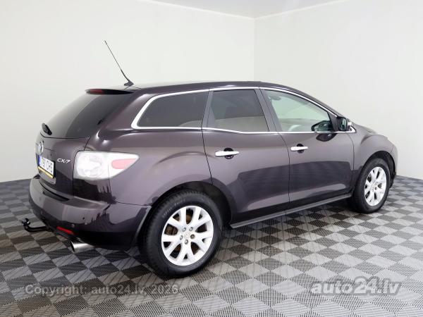 Red Mazda CX-7 2008 in Tallinn, with an engine capacity of 2.30 L and mileage of 179 thousand km for 2499 €, photo 3 on AUTOMOTO.COM.LV