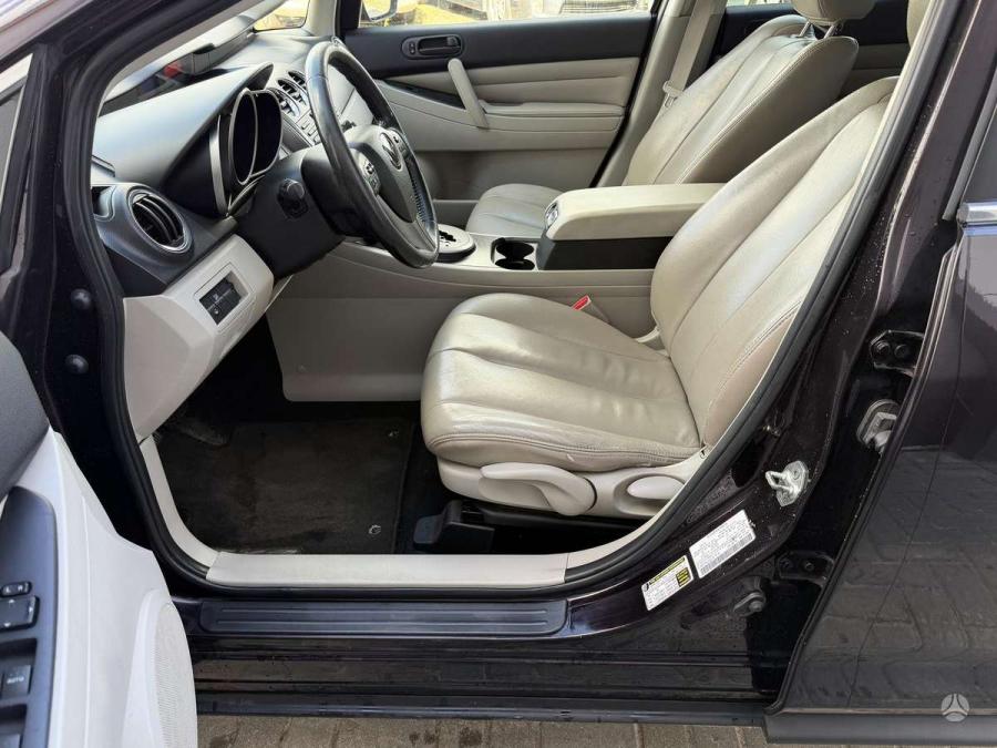 Violet Mazda CX-7 2010 in Vilnius, with an engine capacity of 2.50 L and mileage of 225 thousand km for 2850 €, photo 22 on AUTOMOTO.COM.LV