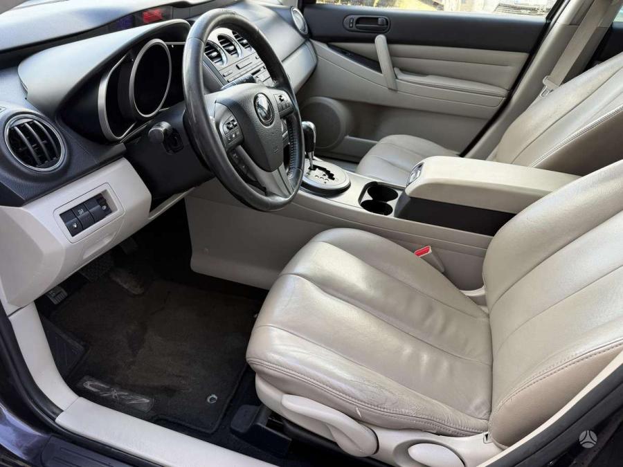 Violet Mazda CX-7 2010 in Vilnius, with an engine capacity of 2.50 L and mileage of 225 thousand km for 2850 €, photo 25 on AUTOMOTO.COM.LV