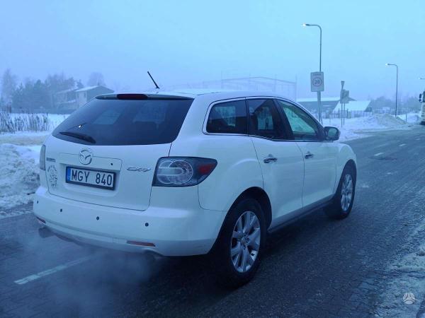 Balts Mazda CX-7 2008 Viļņa, ar dzinēja tilpumu 2.26 L un nobraukumu 190 tūkst. km par 1900 €, foto 5 vietnē AUTOMOTO.COM.LV