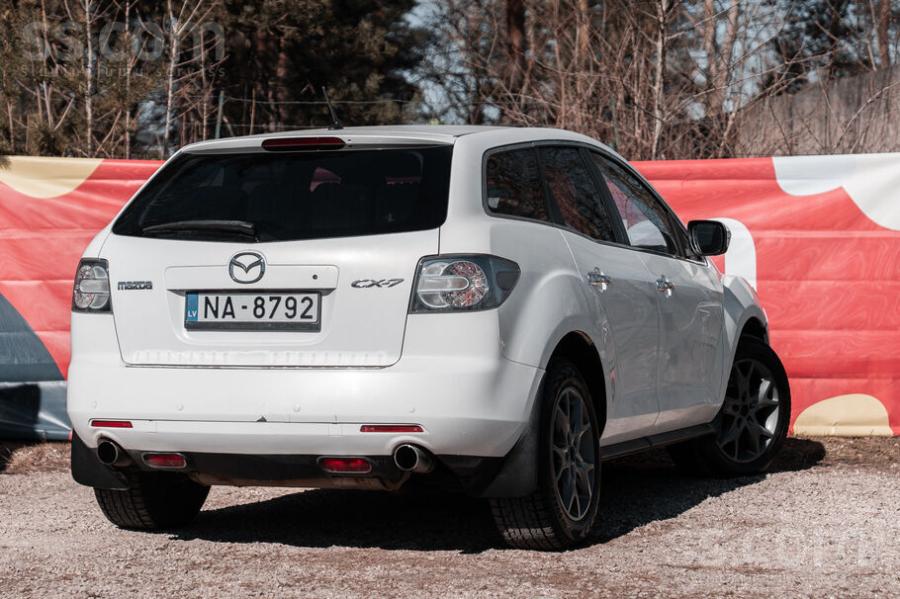 Balts Mazda CX-7 2008 Rīga, ar dzinēja tilpumu 2.20 L un nobraukumu 184 tūkst. km par 3700 €, foto 4 vietnē AUTOMOTO.COM.LV
