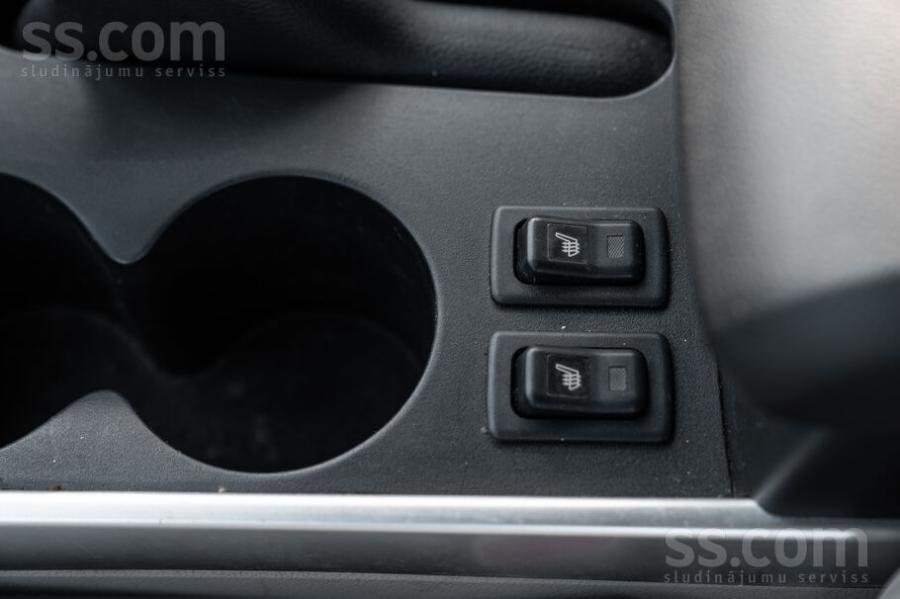 Balts Mazda CX-7 2008 Rīga, ar dzinēja tilpumu 2.20 L un nobraukumu 184 tūkst. km par 3700 €, foto 11 vietnē AUTOMOTO.COM.LV
