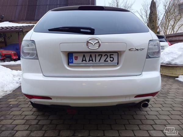 White Mazda CX-7 2009 in Siauliai, with an engine capacity of 2.50 L and mileage of 240 thousand km for 4700 €, photo 4 on AUTOMOTO.COM.LV