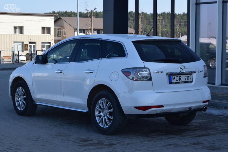 White Mazda CX-7 2010 in Vilnius, with an engine capacity of 2.20 L and mileage of 237 thousand km for 5650 €, photo 7 on AUTOMOTO.COM.LV