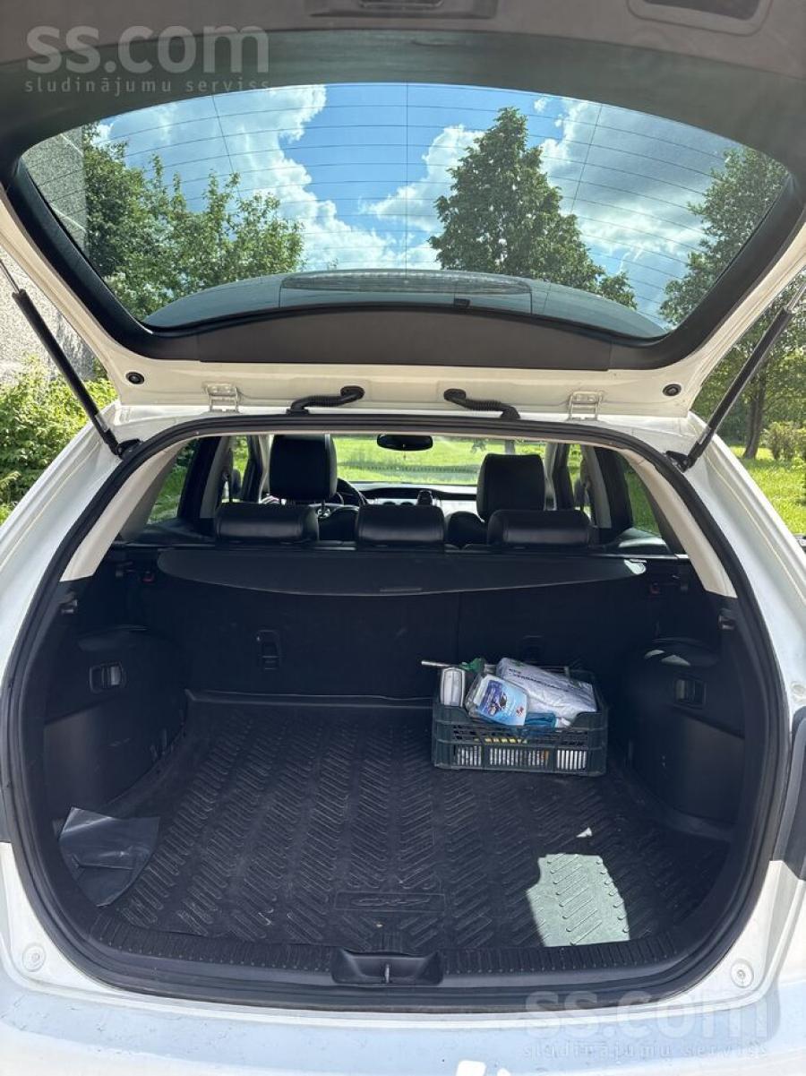 Balts Mazda CX-7 2010 Daugavpils, ar dzinēja tilpumu 2.20 L un nobraukumu 196 tūkst. km par 5200 €, foto 8 vietnē AUTOMOTO.COM.LV