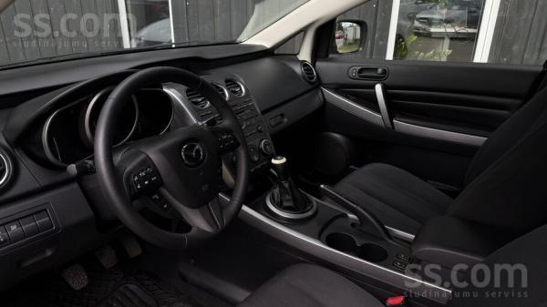 Balts Mazda CX-7 2010 Rīga, ar dzinēja tilpumu 2.20 L un nobraukumu 248 tūkst. km par 3250 €, foto 7 vietnē AUTOMOTO.COM.LV