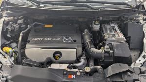 White Mazda CX-7 2011 in Marijampole, with an engine capacity of 2.20 L and mileage of 299 thousand km for 3400 €, photo 9 on AUTOMOTO.COM.LV