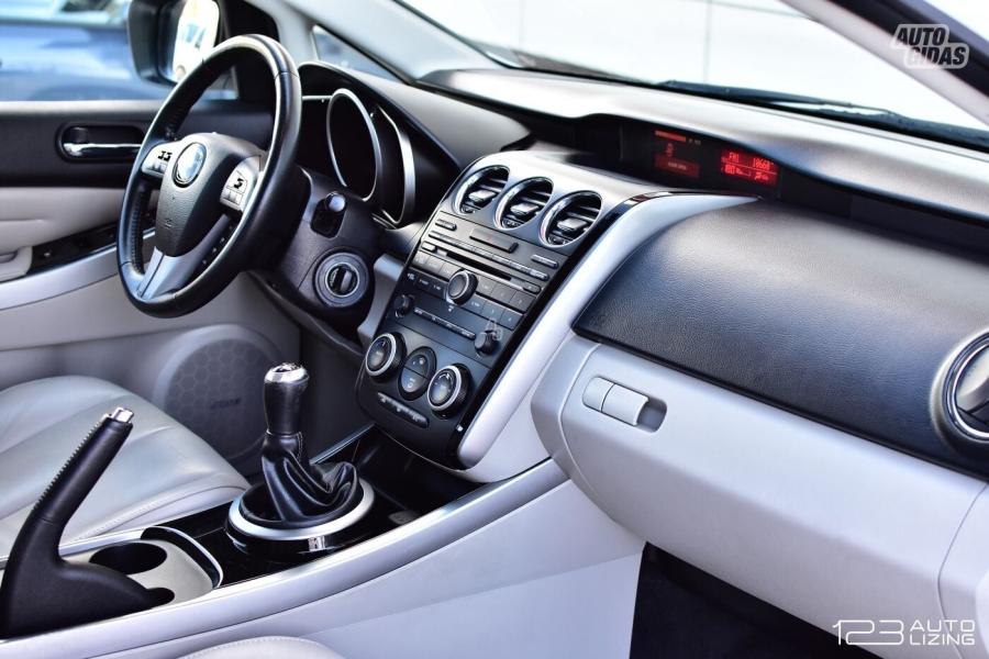 White Mazda CX-7 2011 in Kretinga, with an engine capacity of 2.20 L and mileage of 278 thousand km for 4999 €, photo 3 on AUTOMOTO.COM.LV