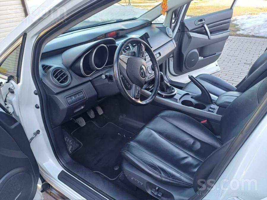 Balts Mazda CX-7 2011 Rēzekne, ar dzinēja tilpumu 2.20 L un nobraukumu 0 tūkst. km par 6500 €, foto 7 vietnē AUTOMOTO.COM.LV