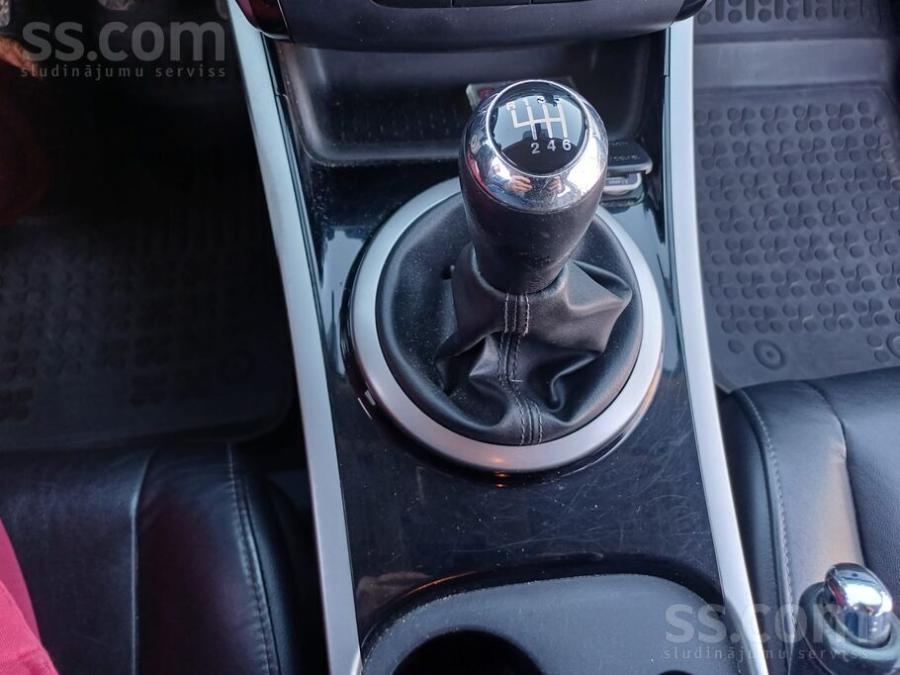 Balts Mazda CX-7 2011 Rēzekne, ar dzinēja tilpumu 2.20 L un nobraukumu 0 tūkst. km par 6500 €, foto 9 vietnē AUTOMOTO.COM.LV