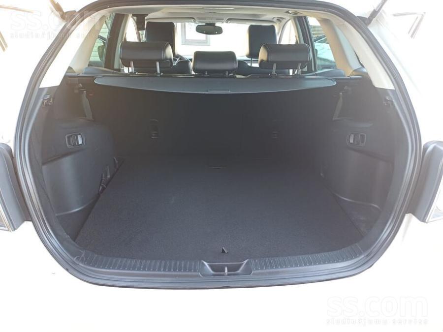 Balts Mazda CX-7 2011 Rēzekne, ar dzinēja tilpumu 2.20 L un nobraukumu 0 tūkst. km par 6500 €, foto 14 vietnē AUTOMOTO.COM.LV