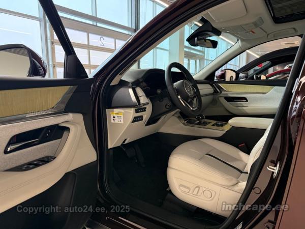 Красный Мазда CX-80 2025 в Таллин, объемом двигателя 2.50 л и пробегом 5 тыс. км за 62990 €, фото 11 на AUTOMOTO.COM.LV