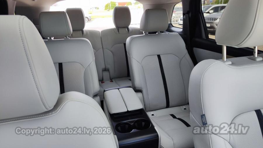 Sarkans Mazda CX-80 2025 Tartu, ar dzinēja tilpumu 3.30 L un nobraukumu 23 tūkst. km par 49990 €, foto 10 vietnē AUTOMOTO.COM.LV