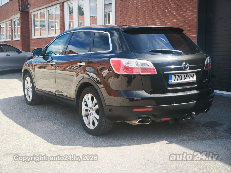 Black Mazda CX-9 2011 in Tallinn, with an engine capacity of 3.70 L and mileage of 0 thousand km for 9600 €, photo 4 on AUTOMOTO.COM.LV