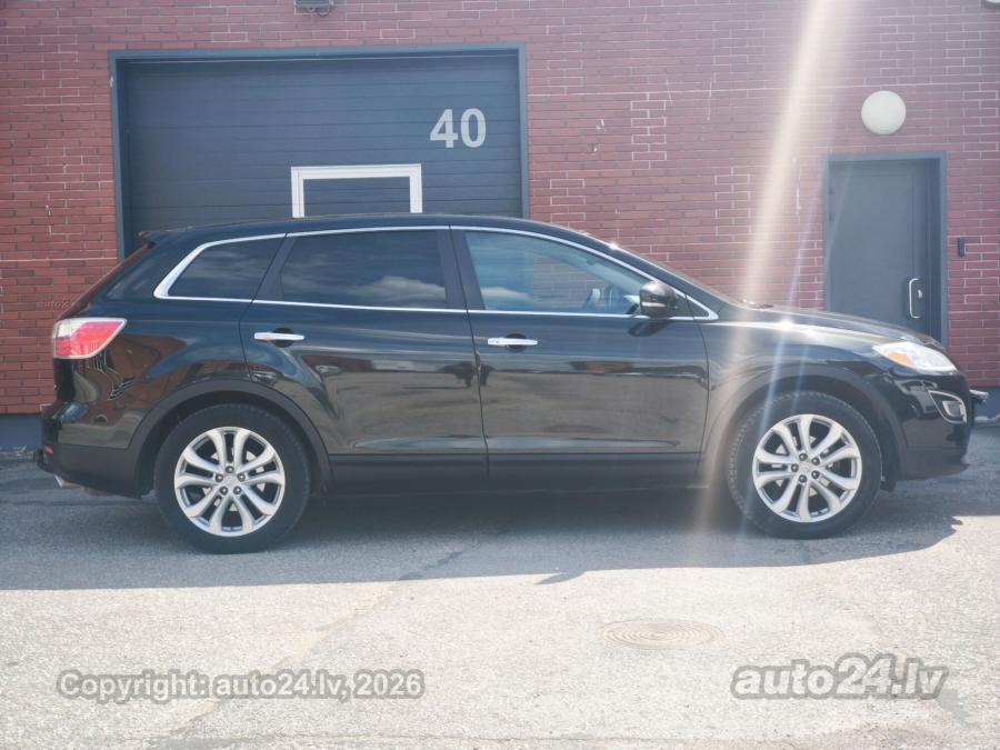 Black Mazda CX-9 2011 in Tallinn, with an engine capacity of 3.70 L and mileage of 0 thousand km for 9600 €, photo 9 on AUTOMOTO.COM.LV
