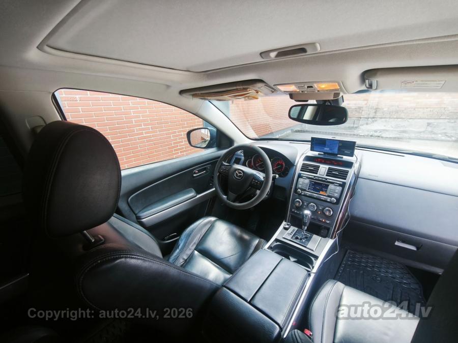 Black Mazda CX-9 2011 in Tallinn, with an engine capacity of 3.70 L and mileage of 0 thousand km for 9600 €, photo 15 on AUTOMOTO.COM.LV