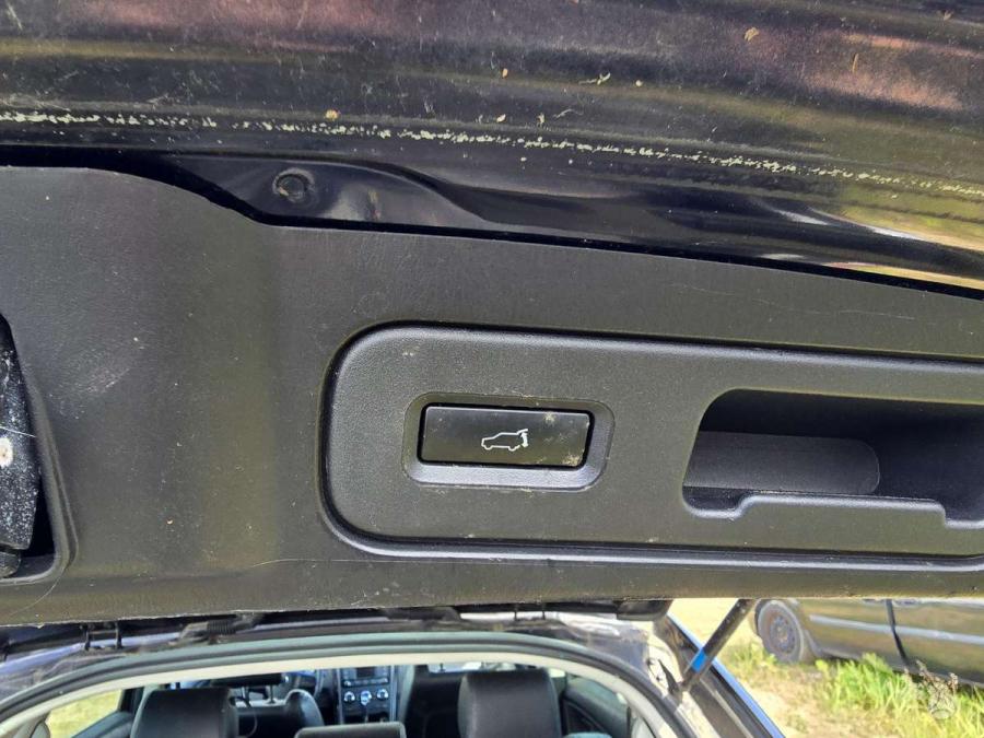 Black Mazda CX-9 2011 in Vilnius, with an engine capacity of 3.70 L and mileage of 97 thousand km for 1950 €, photo 15 on AUTOMOTO.COM.LV