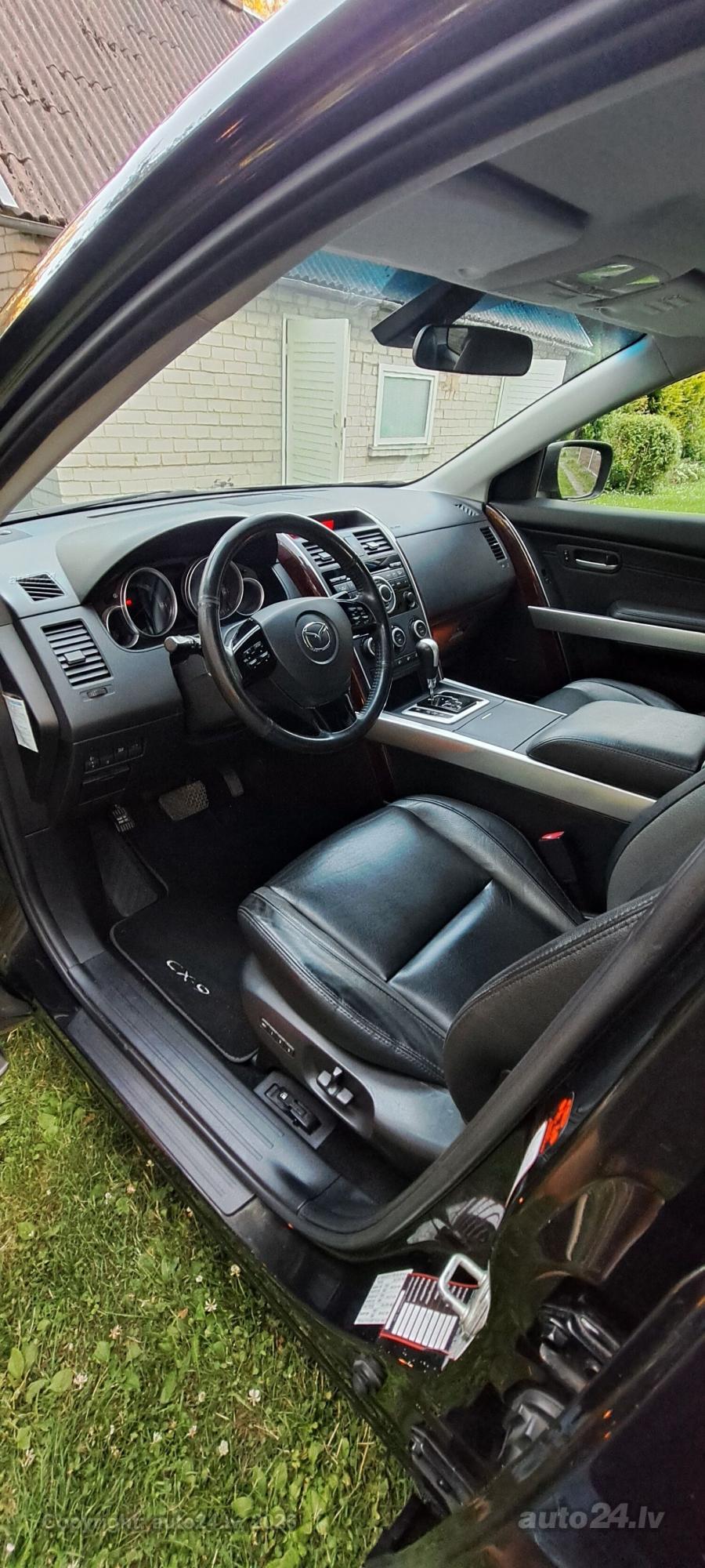 Melns Mazda CX-9 2009 Tallina, ar dzinēja tilpumu 3.70 L un nobraukumu 172 tūkst. km par 9000 €, foto 10 vietnē AUTOMOTO.COM.LV