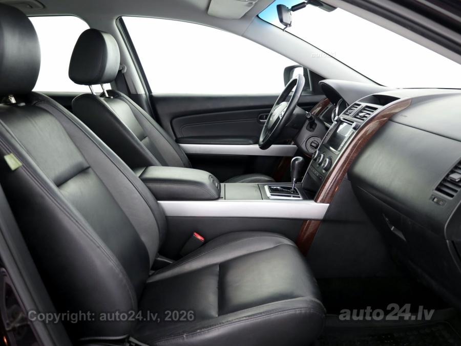 Violet Mazda CX-9 2009 in Tallinn, with an engine capacity of 3.70 L and mileage of 359 thousand km for 2699 €, photo 7 on AUTOMOTO.COM.LV