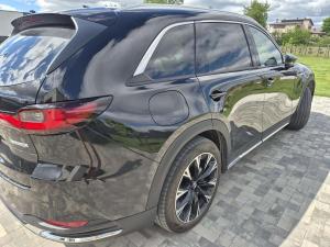 Black Mazda CX-90 2024 in Vilnius, with an engine capacity of 2.49 L and mileage of 20 thousand km for 46000 €, photo 9 on AUTOMOTO.COM.LV