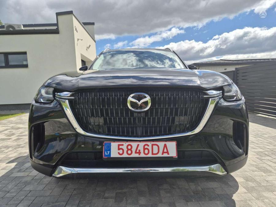 Black Mazda CX-90 2024 in Vilnius, with an engine capacity of 2.49 L and mileage of 20 thousand km for 46000 €, photo 10 on AUTOMOTO.COM.LV