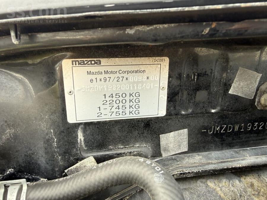 Melns Mazda Demio 1999 Rīga, ar dzinēja tilpumu 1.40 L un nobraukumu 170 tūkst. km par 1650 €, foto 9 vietnē AUTOMOTO.COM.LV