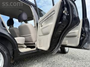 Melns Mazda Demio 1999 Rīga, ar dzinēja tilpumu 1.40 L un nobraukumu 170 tūkst. km par 1650 €, foto 12 vietnē AUTOMOTO.COM.LV