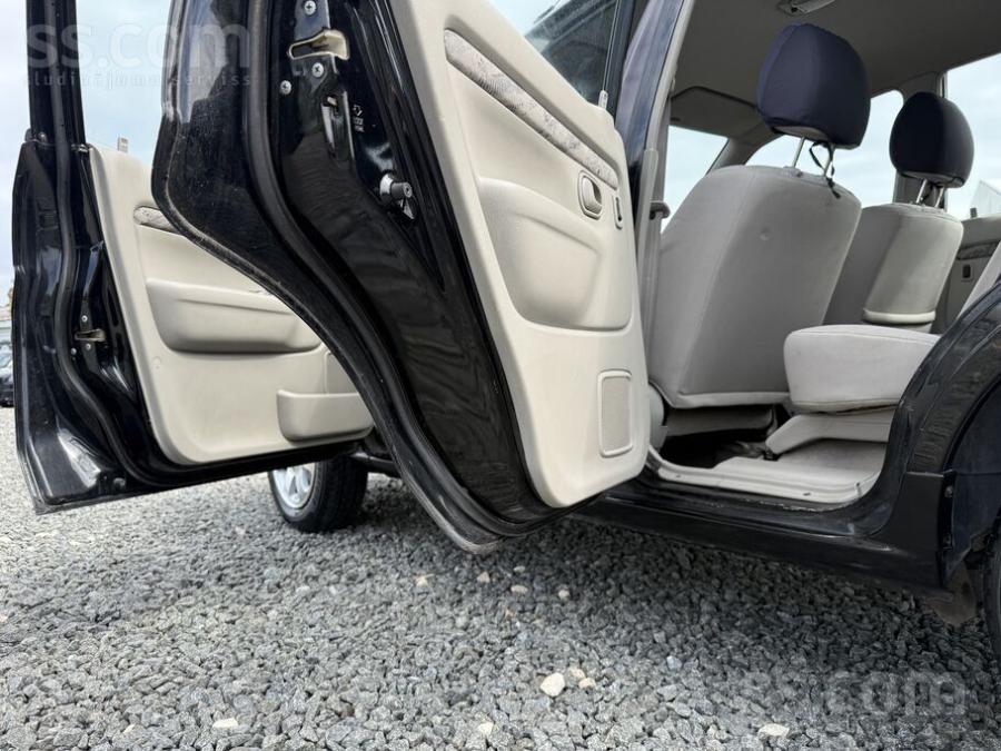 Melns Mazda Demio 1999 Rīga, ar dzinēja tilpumu 1.40 L un nobraukumu 170 tūkst. km par 1650 €, foto 13 vietnē AUTOMOTO.COM.LV