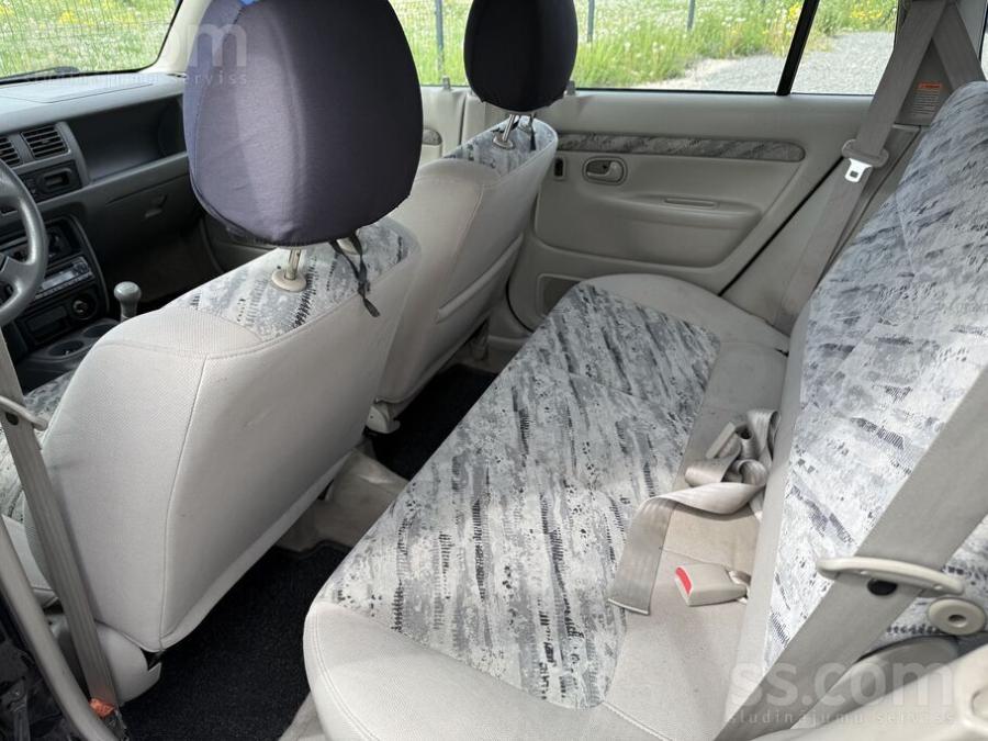 Melns Mazda Demio 1999 Rīga, ar dzinēja tilpumu 1.40 L un nobraukumu 170 tūkst. km par 1650 €, foto 18 vietnē AUTOMOTO.COM.LV
