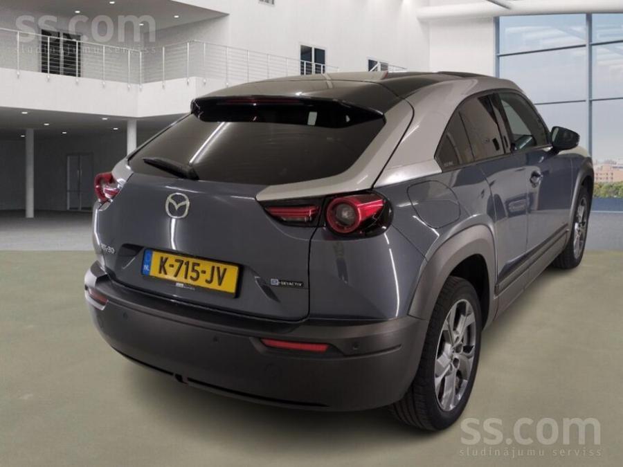 Pelēks Mazda MX-3 2020 Rīga, ar dzinēja tilpumu 0.00 L un nobraukumu 67 tūkst. km par 15990 €, foto 4 vietnē AUTOMOTO.COM.LV