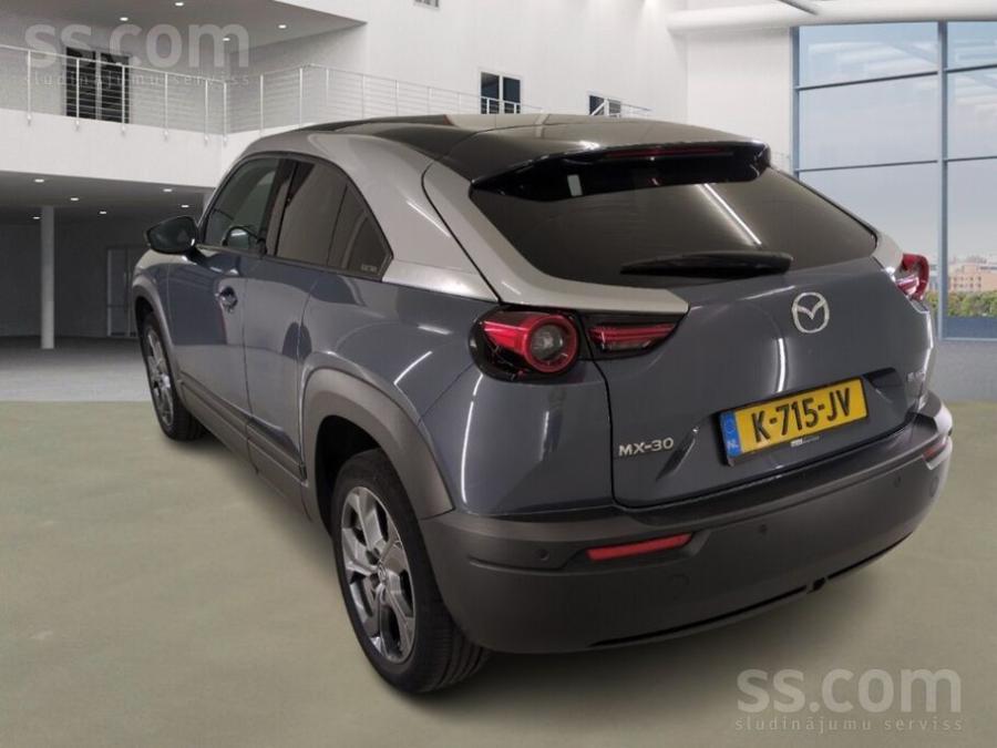 Pelēks Mazda MX-3 2020 Rīga, ar dzinēja tilpumu 0.00 L un nobraukumu 67 tūkst. km par 15990 €, foto 5 vietnē AUTOMOTO.COM.LV