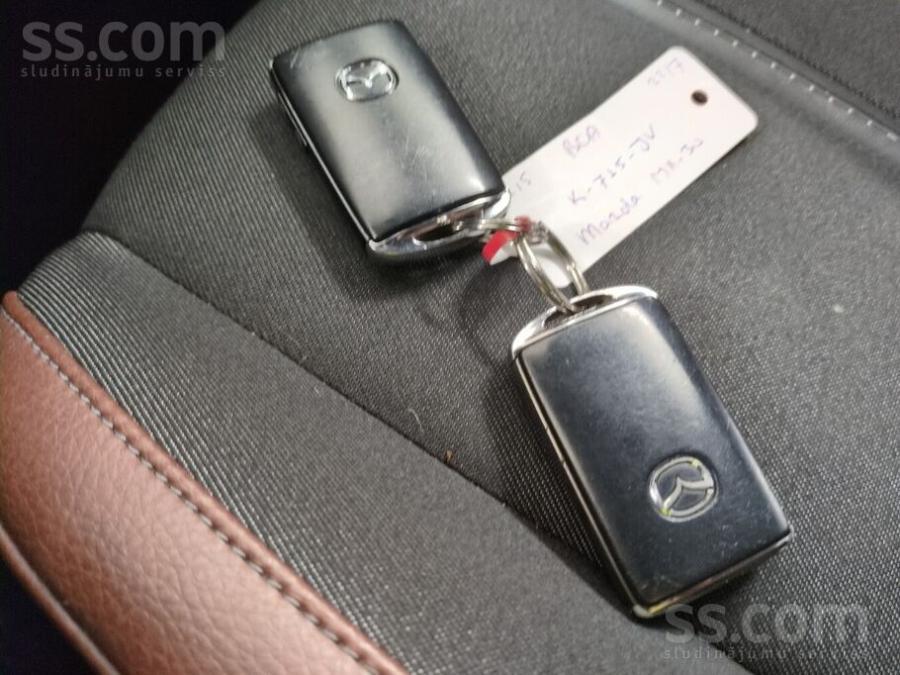 Pelēks Mazda MX-3 2020 Rīga, ar dzinēja tilpumu 0.00 L un nobraukumu 67 tūkst. km par 15990 €, foto 18 vietnē AUTOMOTO.COM.LV