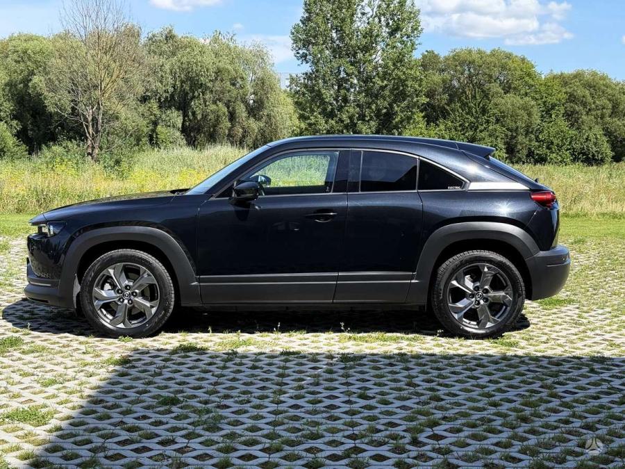 Melns Mazda MX-30 2022 Klaipėda, ar dzinēja tilpumu 0.00 L un nobraukumu 64 tūkst. km par 13600 €, foto 7 vietnē AUTOMOTO.COM.LV