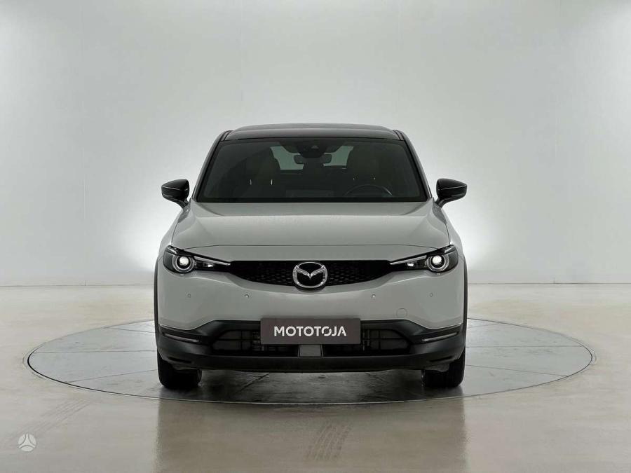 Pelēks Mazda MX-30 2022 Viļņa, ar dzinēja tilpumu 0.00 L un nobraukumu 60 tūkst. km par 14900 €, foto 6 vietnē AUTOMOTO.COM.LV