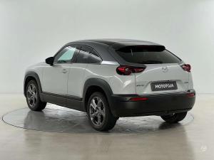 Pelēks Mazda MX-30 2022 Viļņa, ar dzinēja tilpumu 0.00 L un nobraukumu 60 tūkst. km par 14900 €, foto 18 vietnē AUTOMOTO.COM.LV